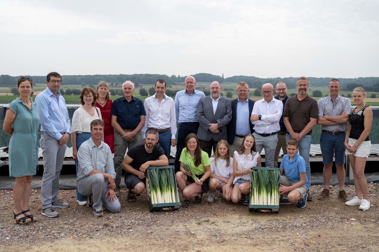 Large-scale hydro leek cultivation launched in Ypres, Belgium