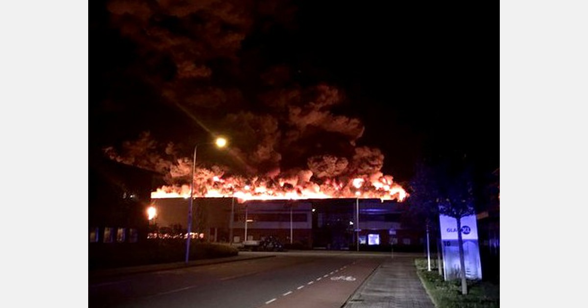 Netherlands: Fire blaze destroys Verkade Climate