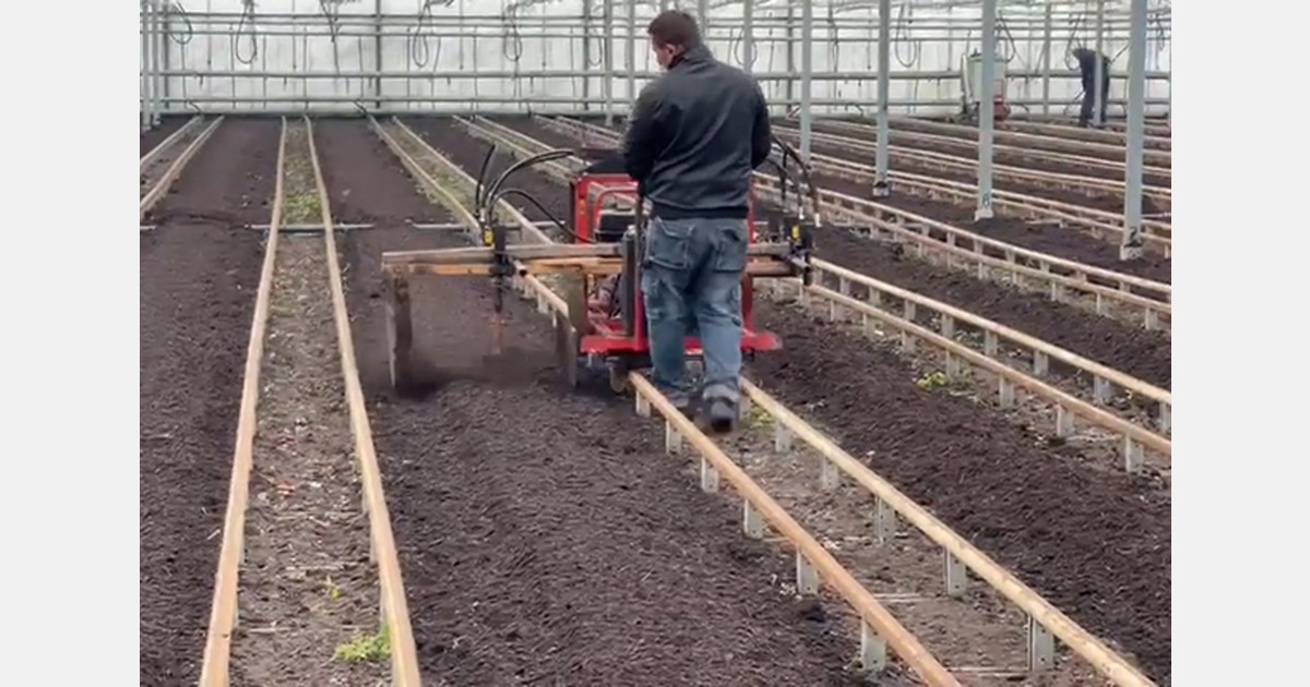 Self-developed machine makes compost incorporation much easier