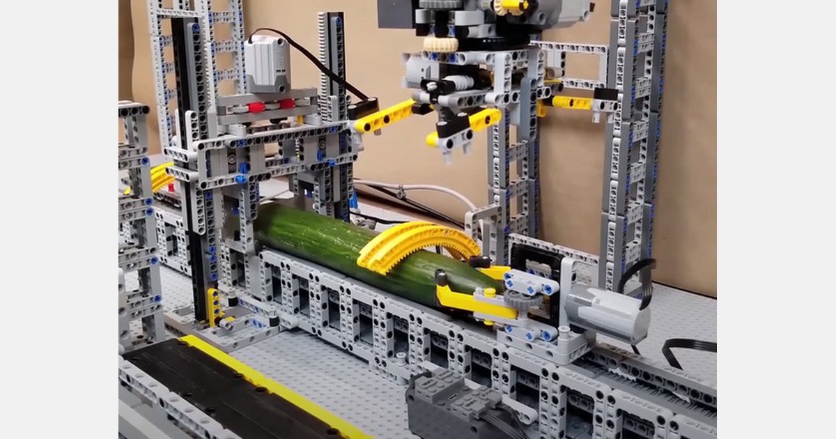 Use your LEGO to build a cucumber house