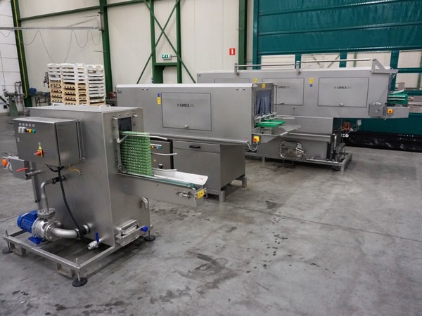 Renting brings crate washing on scale within reach