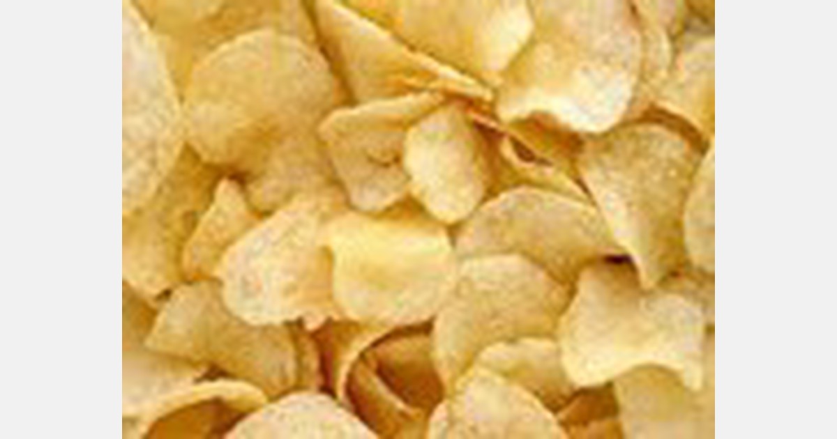 Hyper-palatable foods artificially set up to be rewarding to eat and ...