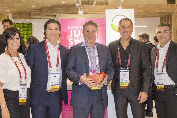 Mucci Farms' Dan Branson passes