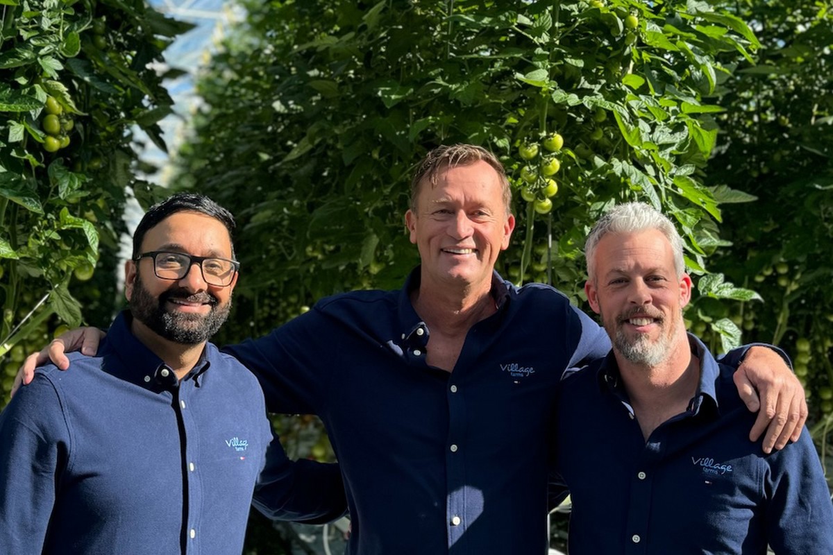 Celebrating harvest of British Columbia greenhouse vegetables