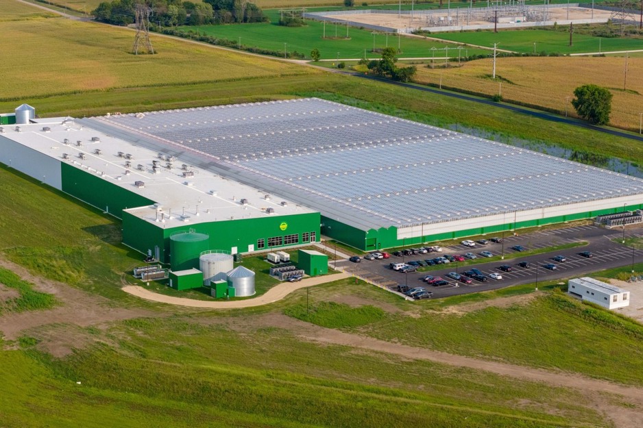 BrightFarms opens first of three regional greenhouse hubs