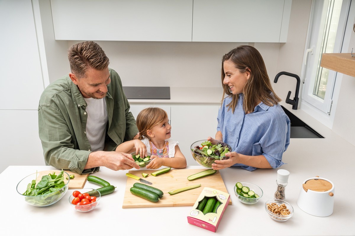 Tribelli seedless peppers and easyQs cucumbers launched