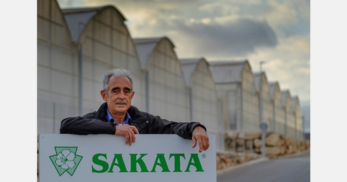 Javier Bernabeu leaves the management of Sakata Seed Ibérica after 30 ...