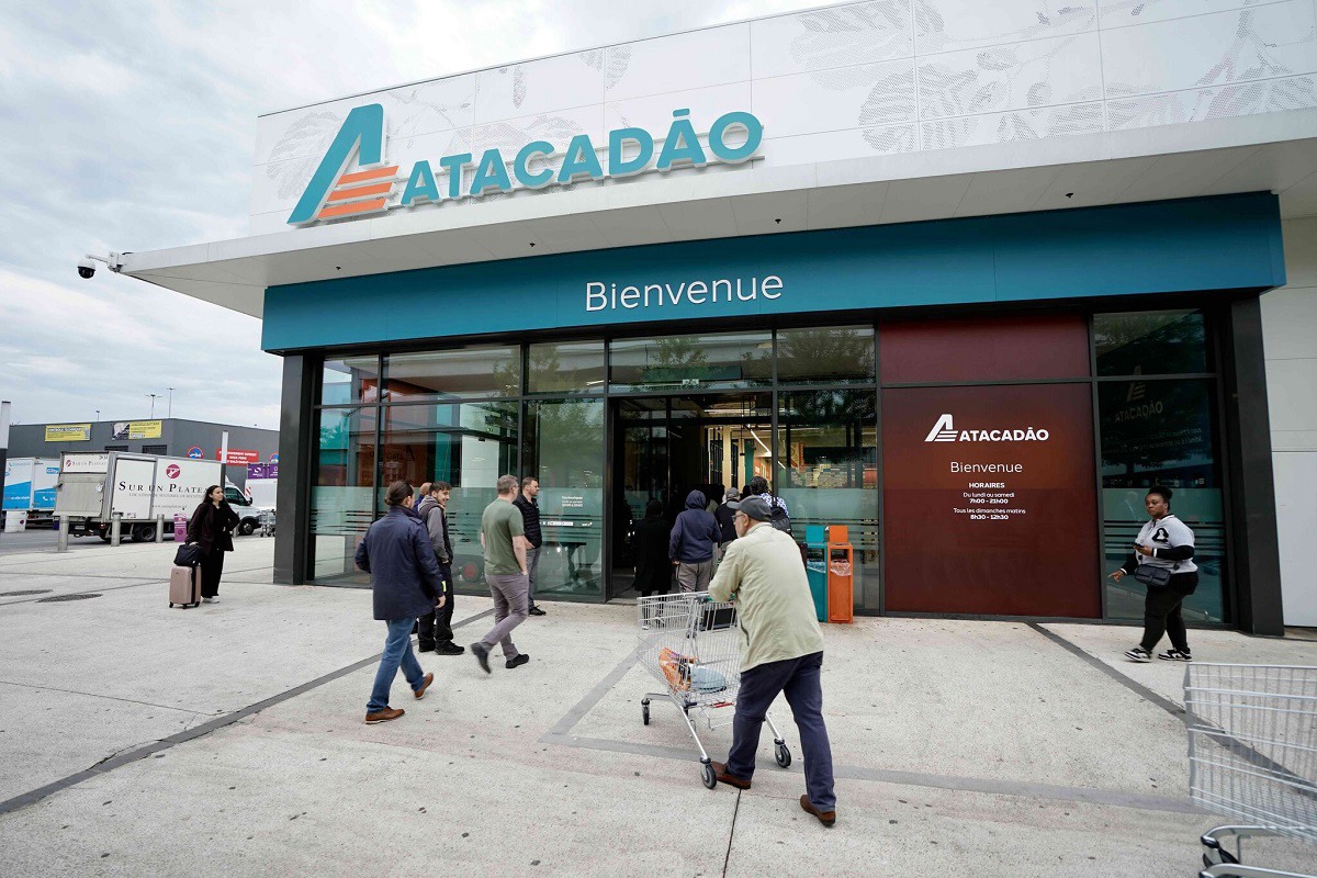 France's first Atacadão supermarket has opened