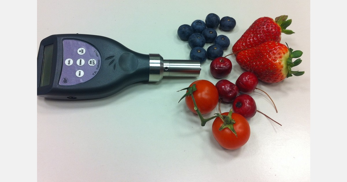 From tomatoes to small fruits: how to measure firmness
