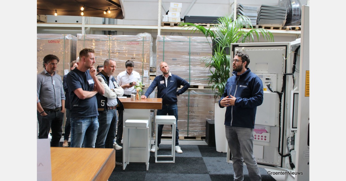 New developments in floating solar panel systems