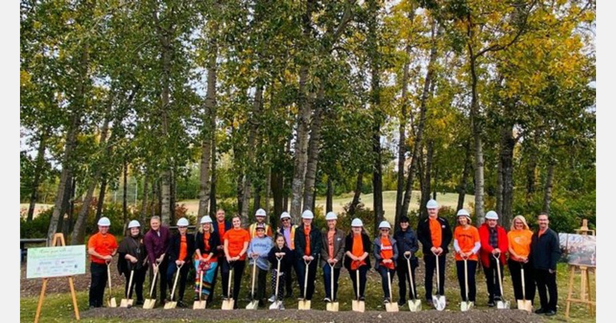 Construction begins on ground-breaking greenhouse at Red Deer school
