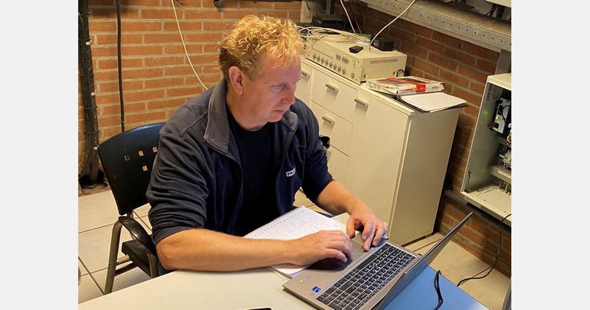 Grow light system now connected to horti process computer