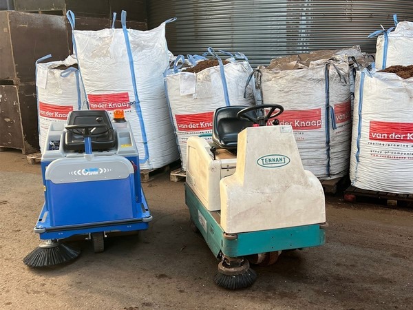 NL: Stefix 95 floor sweeper supplied to Van der Knaap Group