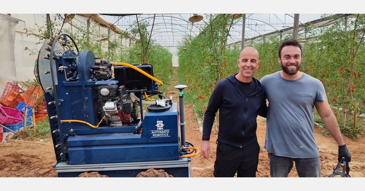 Autonomous spraying robots arrive in Israel and Spain
