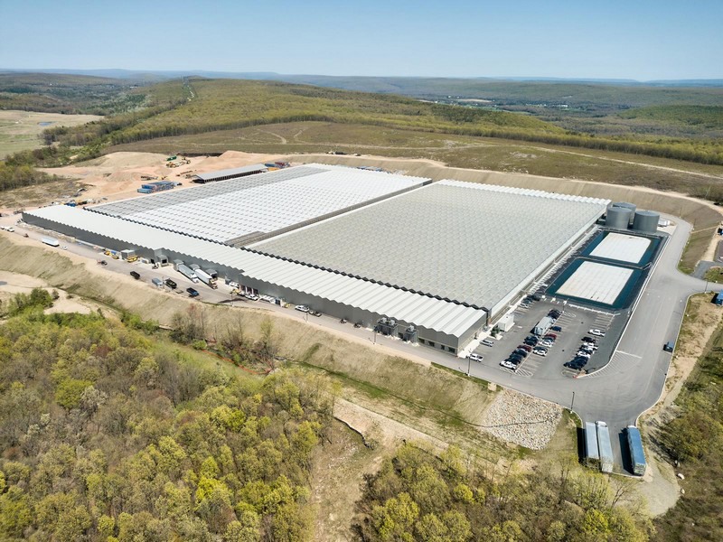 Little Leaf Farms inaugurates greenhouse, will add a new one in fall