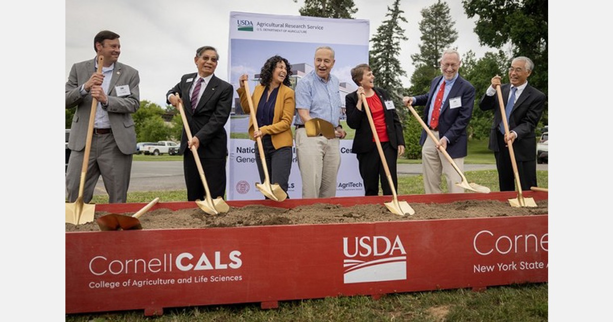 US (NY): USDA breaks ground on $70M lab for grape research at AgriTech