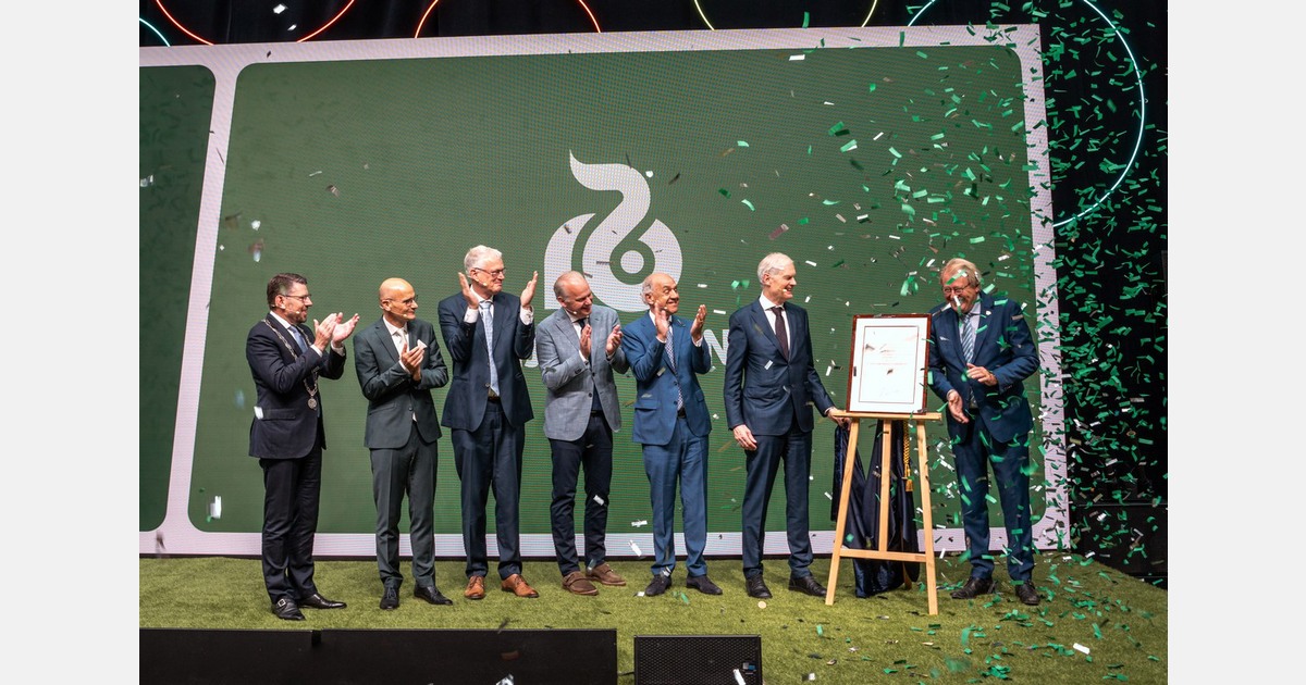 Rijk Zwaan receives honorary royal title