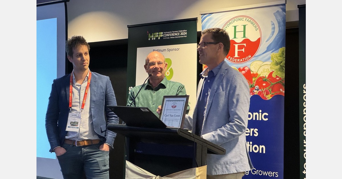 AU: Carl van Loon gets accolade for 30-year contribution to horticulture