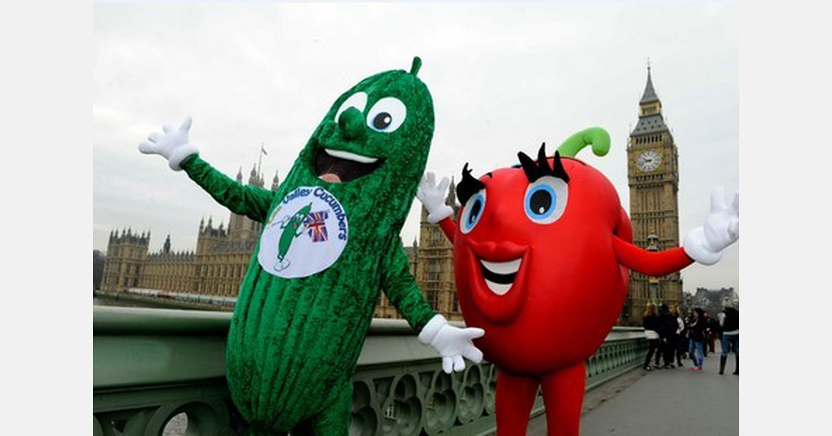 UK: London Mayor talks cucumbers
