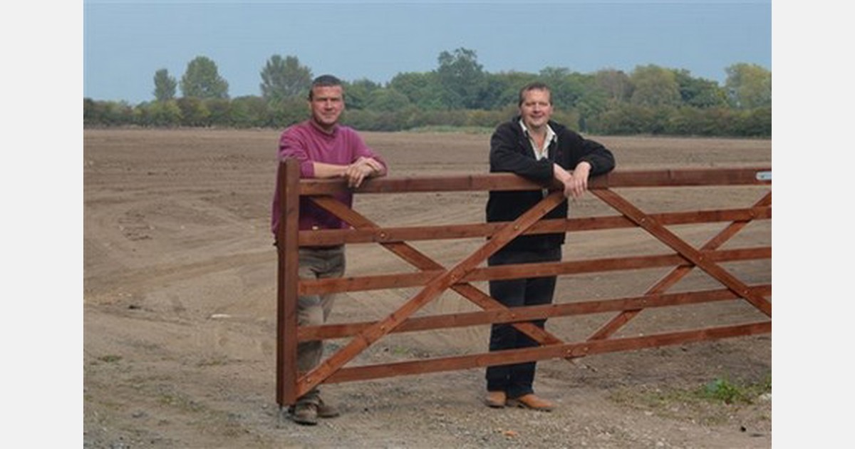 UK: New glasshouse for Frank Rudd & Son’s