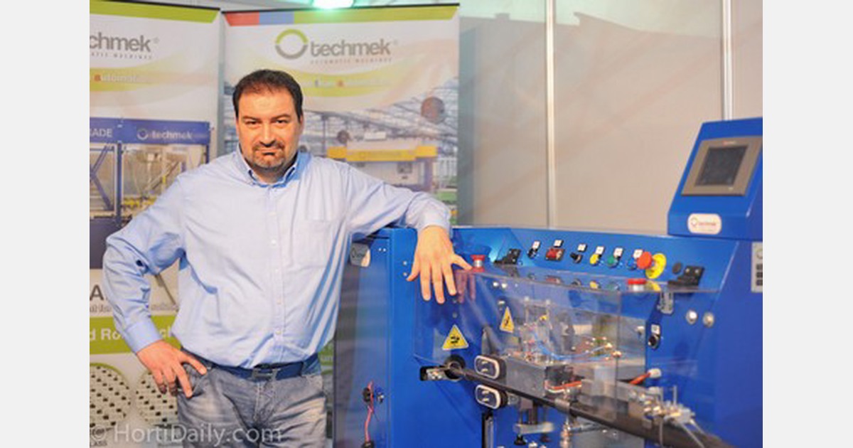 Flexible paper-pot machine from Techmek