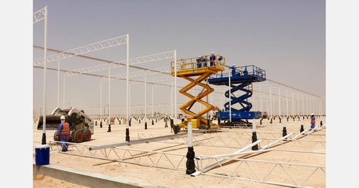 Oman: Construction of 190-hectare Miraah solar project begins