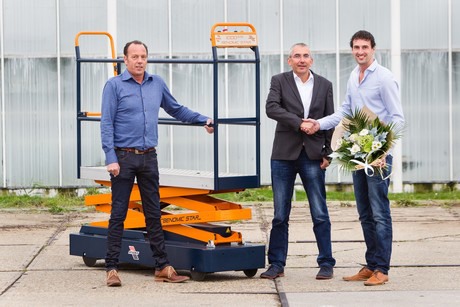 1000 Benomic Stars sold in 1.5 years